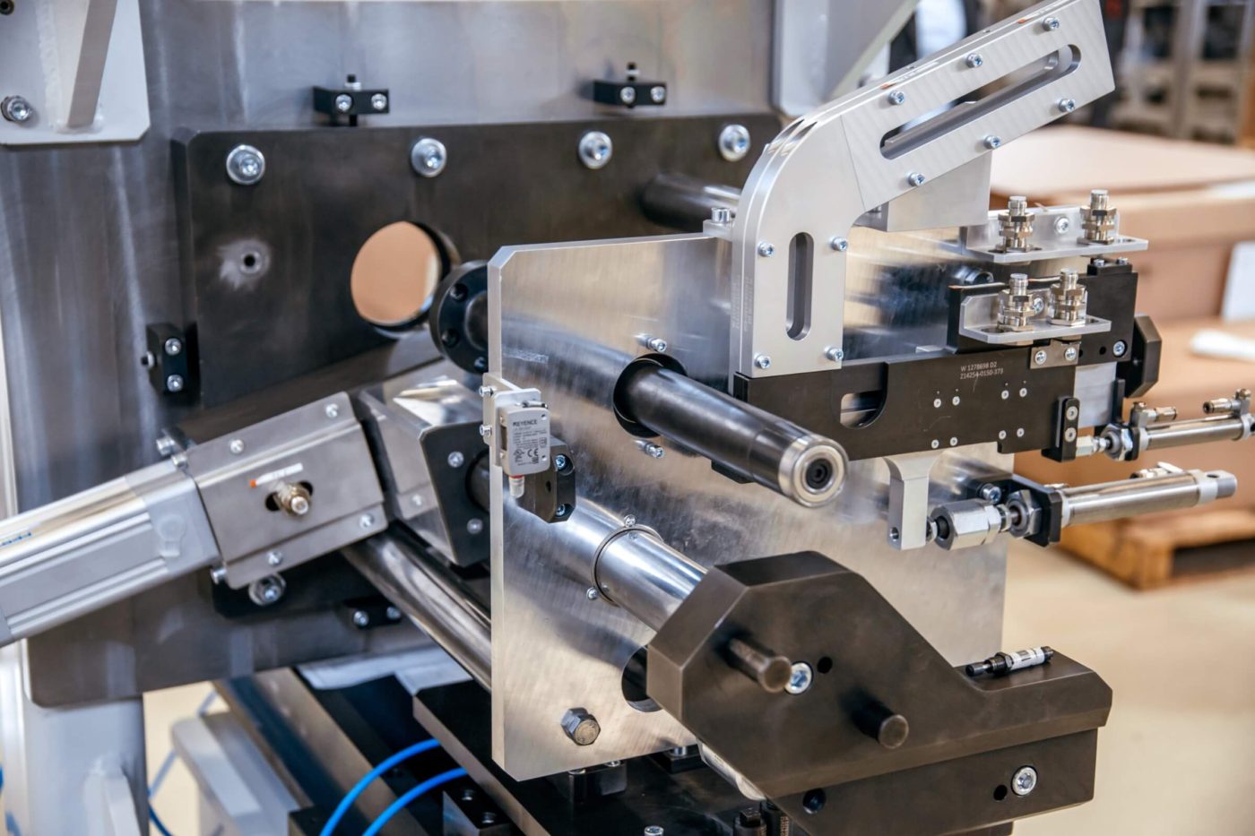 Engineering and building custom machines - VT TIPA Kft.